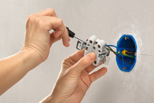 Light Timer Repair, Greenville, SC | Quality Electrical Contractors